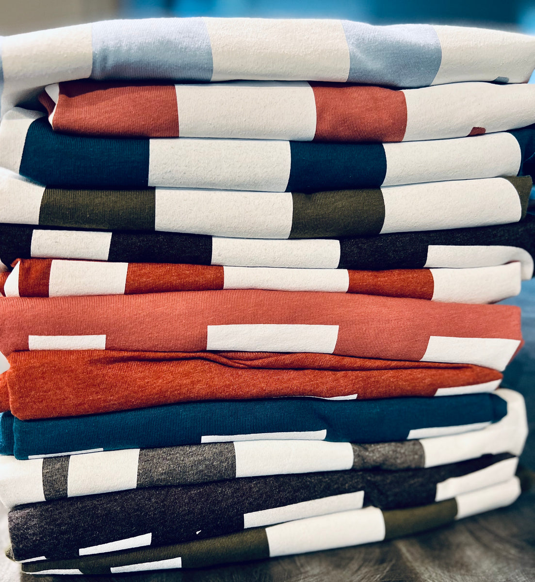 KZB - Fall Logo Tee – KZ Bella